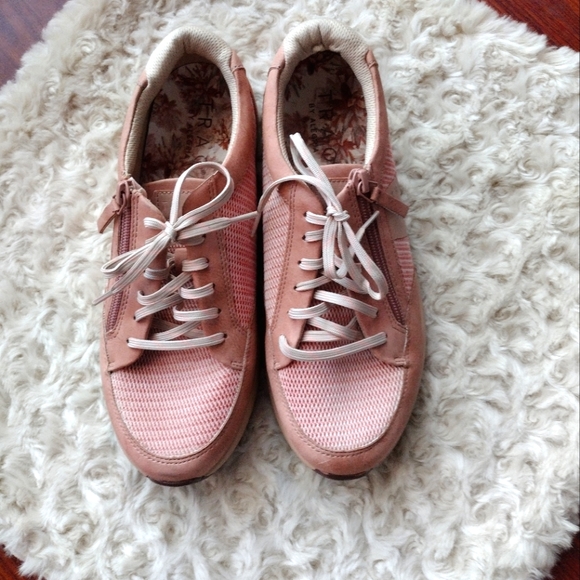 Traq by Alegria | Shoes | Traq By Alegria Womens Tennis Shoes | Poshmark